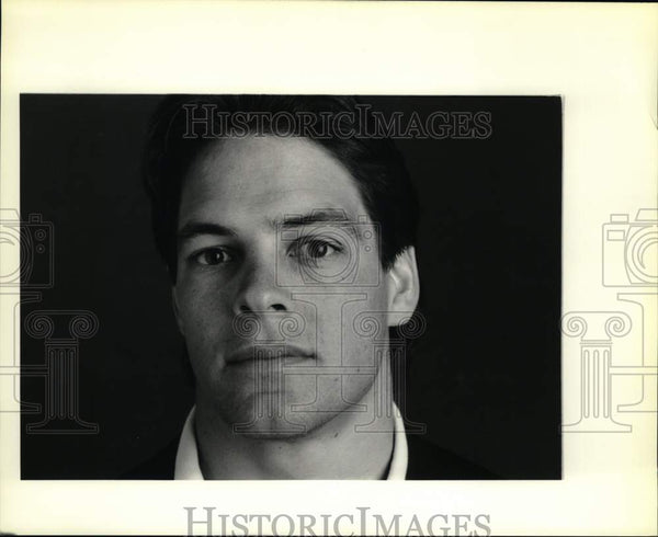 Press Photo Tim Green, Football Player - Historic Images