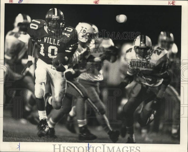 1989 Press Photo Dana Macdonald in Baldwinsville versus Liverpool ...
