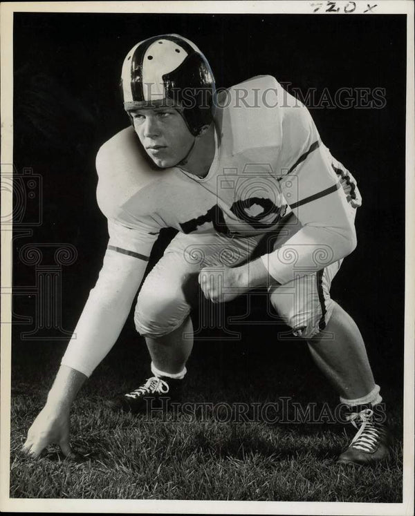Press Photo Cornell's sophomore tackle Dave Carl in football stance ...