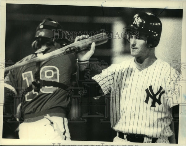 1985 Press Photo Mark Blaser after striking out in New York Yankees ...