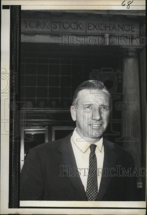 1967 Press Photo New York Robert W Haack at NYSE to become new prexy N ...