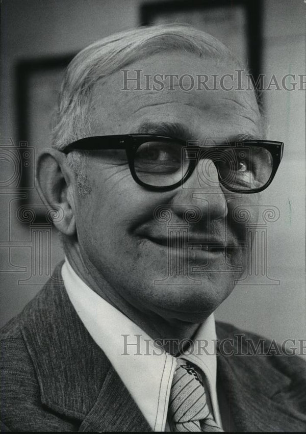 Highway commission Vencil F. Demshar, 1988 vintage press photo print ...