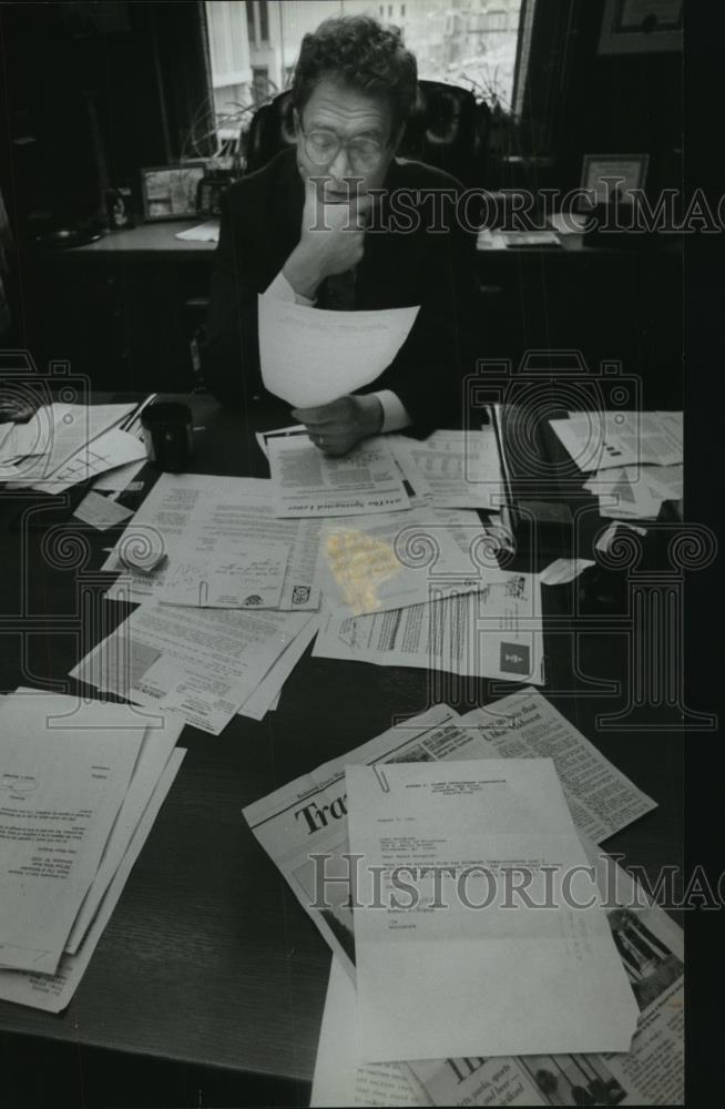 John Norquist Milwaukee Mayor reads every letter sent to him, 1993 ...