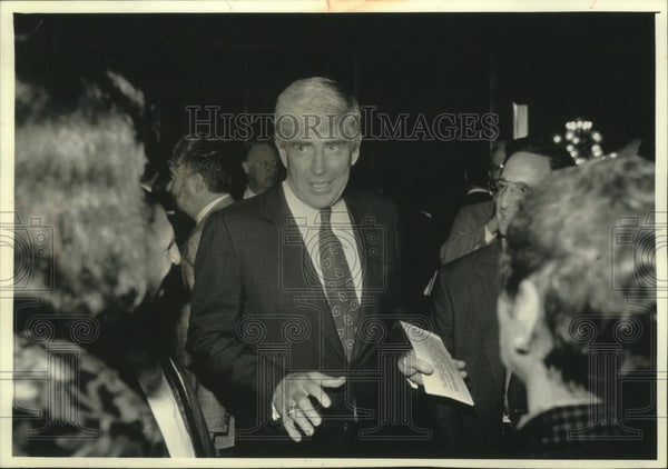 Jack Kemp appears at fund-raiser for Bob Kasten, Pfister Hotel, 1991 ...