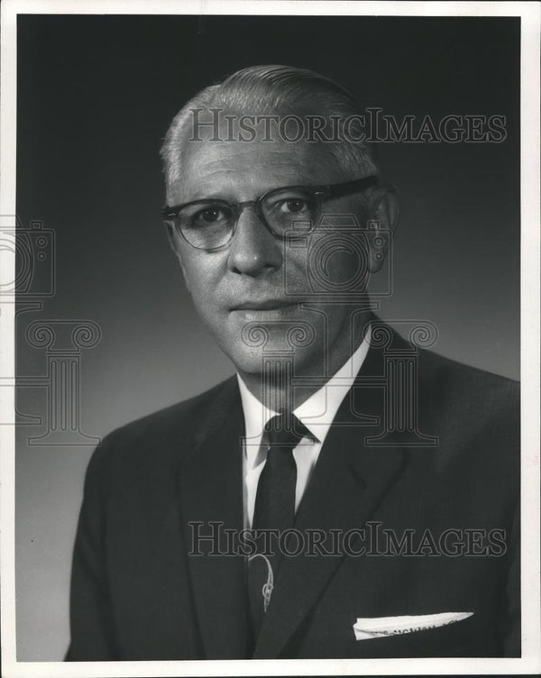 Haverty Furniture manager Ted Webb in Birmingham , 1977 Vintage Press ...