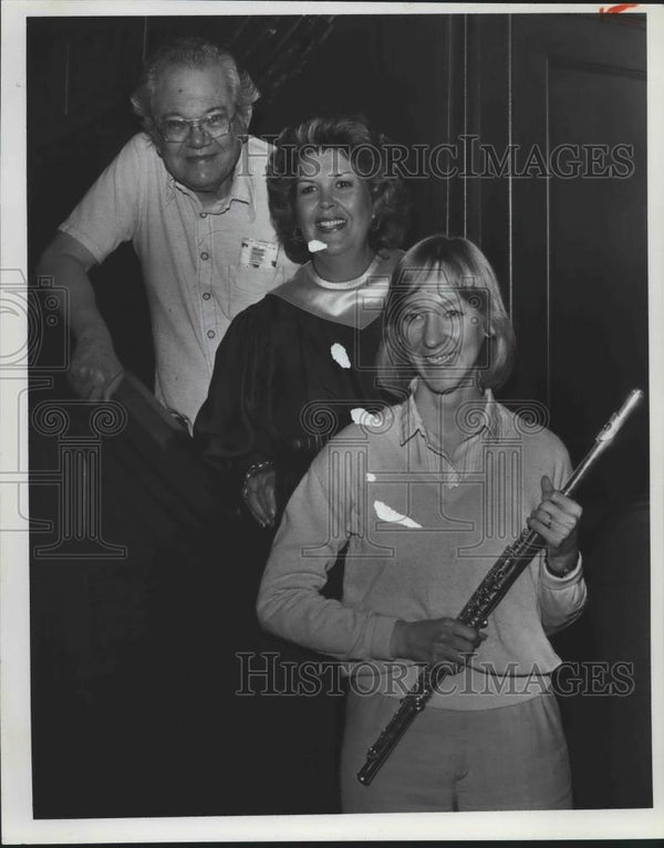 conductor Hugh Thomas, soloists Vendla Weber, Jane Glaser, AL, 1982 ...