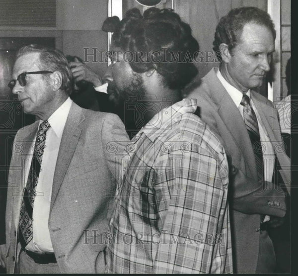 criminal James Otis Harris with Captain T.L. Jones, B.R. Myers, 1980 ...
