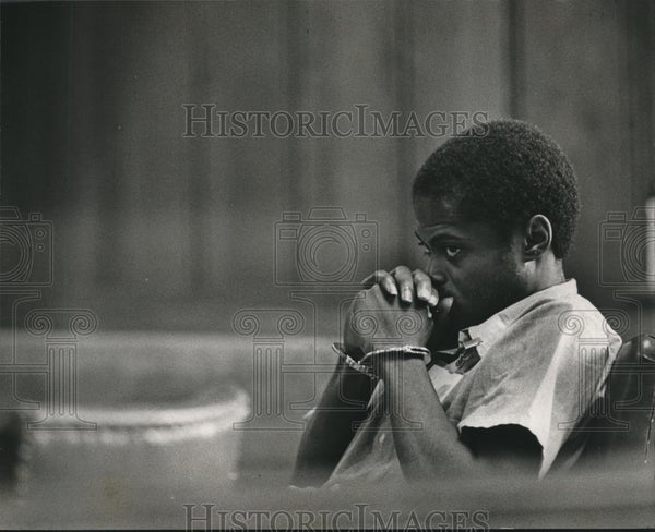 Elijah George in handcuffs, Crime , 1984 Vintage Press Photo - Historic ...