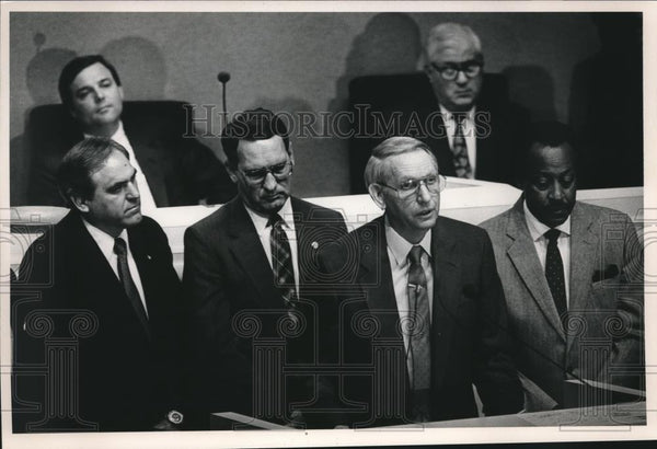 Alabama Governor Guy Hunt with GOP members of House, Senate, 1987 ...