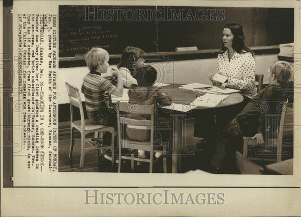 1975 Press Photo Teacher One Room Schools Vassar Kansas - RRV59259 ...