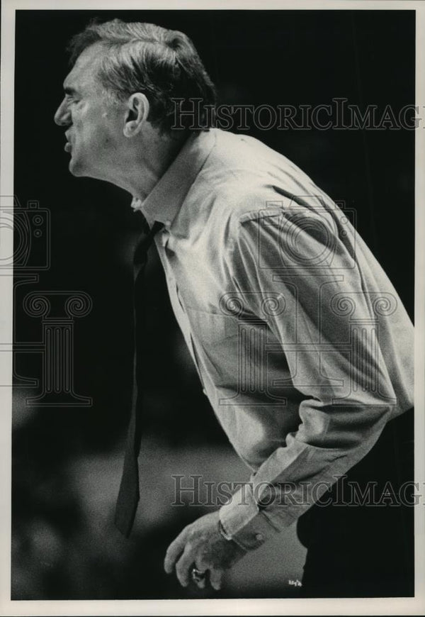 Wimp Sanderson , Undated Vintage Press Photo - Historic Images