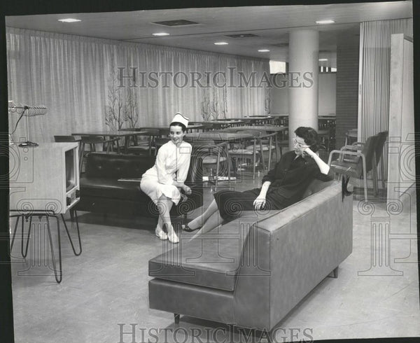 1957 Press Photo Nurse Virginia Costlow Diane Levin - RRV39761 ...