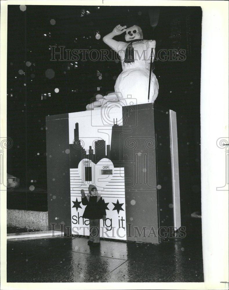 1985 Press Photo Daley Center Plaza Elizabeth Marin - RRV60811 ...