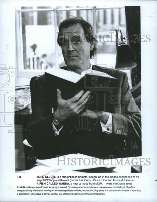 1990 Press Photo John Cleese actor comedian actor Wanda - RRV16131 ...