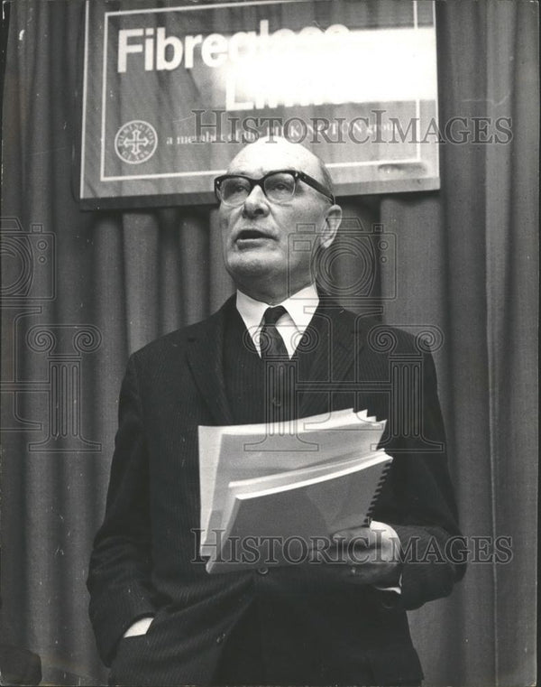 Lord Pilkington, Fiberglass Factory Press Conference 1970 Vintage Press ...