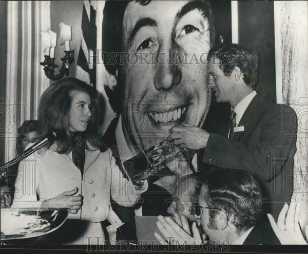 Princess Anne Presents Award Richard Meade Olympic Equestrian 1972 ...