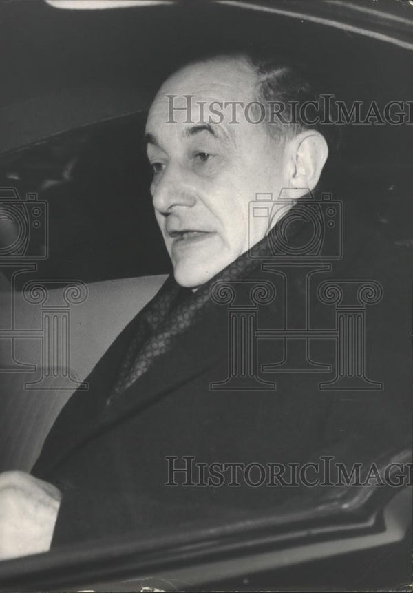 Patrick Gordon Walker leaving Downing Street 1965 Vintage Press Photo ...