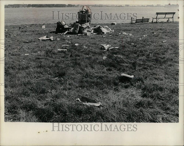 GARBAGE Columnia River Gorge 1976 Vintage Press Photo Print - Historic ...