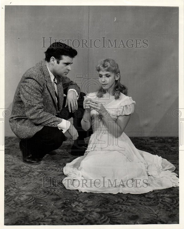 John Barrie Cynthia Towne 1958 Vintage Press Photo Print - Historic Images