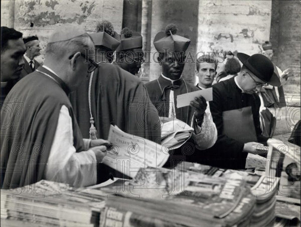 1962 Press Photo Conciliar Fathers after After Meeting at the Vatican ...