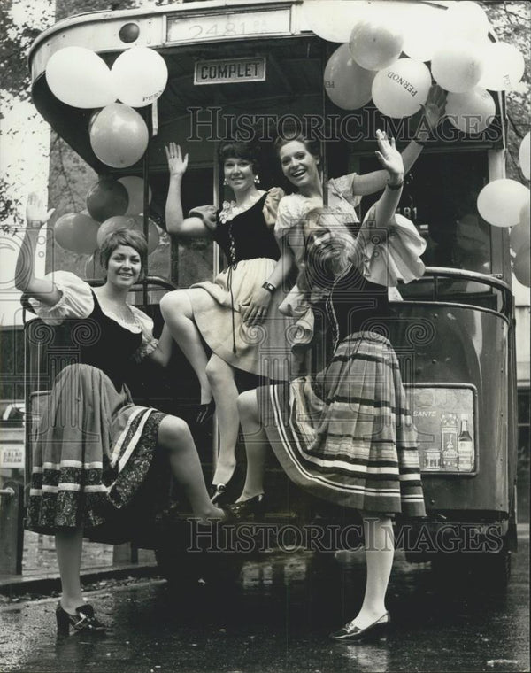 1970 Press Photo Karen Cornish Mitch Boyce Bridget Lyle French Peasant ...