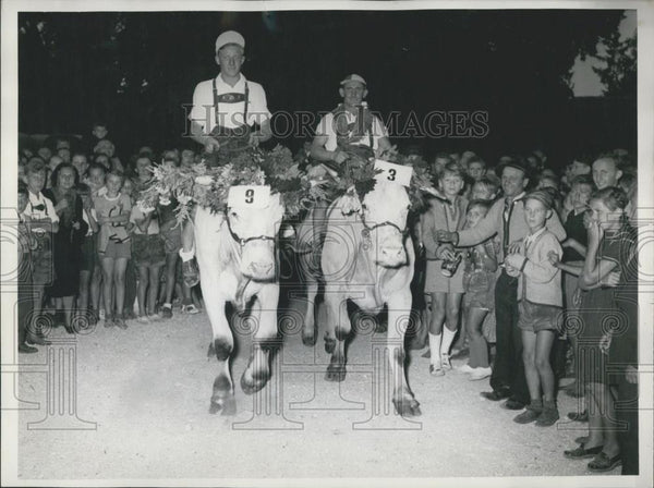 Press Photo Oxen-Racing Jockeys Anton Heilmeier Max Herder - Historic ...