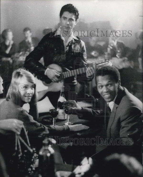 Press Photo Harry Baird and Nicole Berger in a scene of the film ...