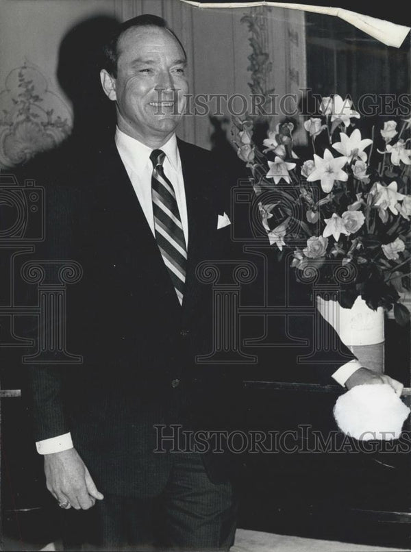Press Photo US Amb Joe Rogers in Paris - Historic Images