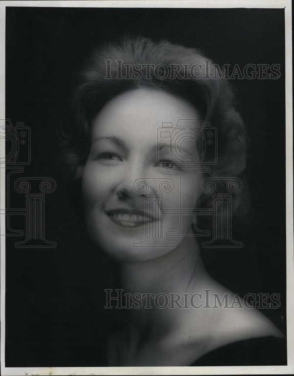 Press Photo Miss Paula Elizabeth Comiskey Announce Wedding - RSL44365 ...