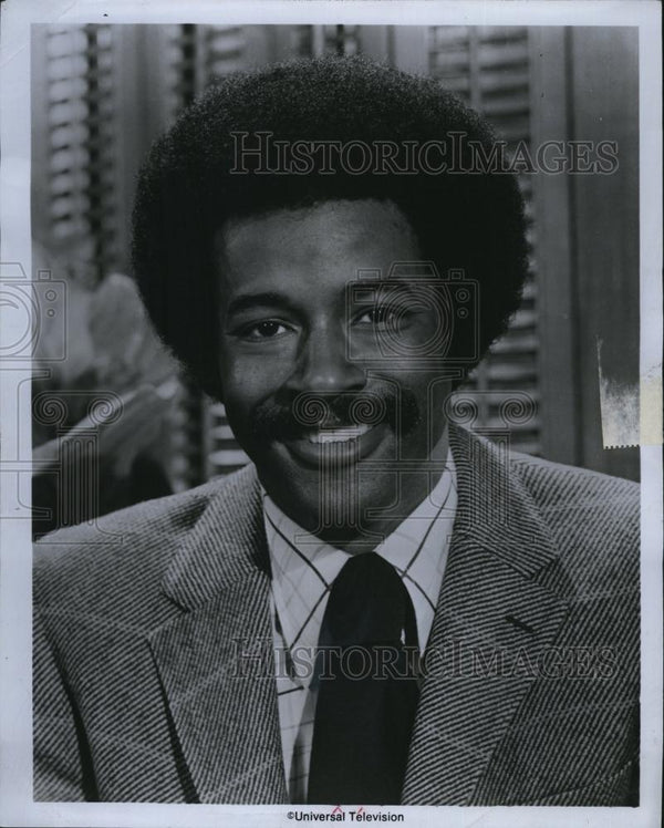 1974 Press Photo Don Mitchell Actor to portray lawyer - RSL83371 ...
