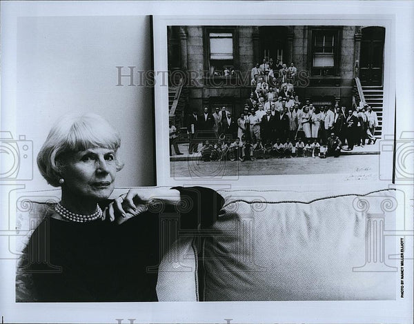 Press Photo Jean Bach, Director and writer of "Comes to Life" - RSL876 ...