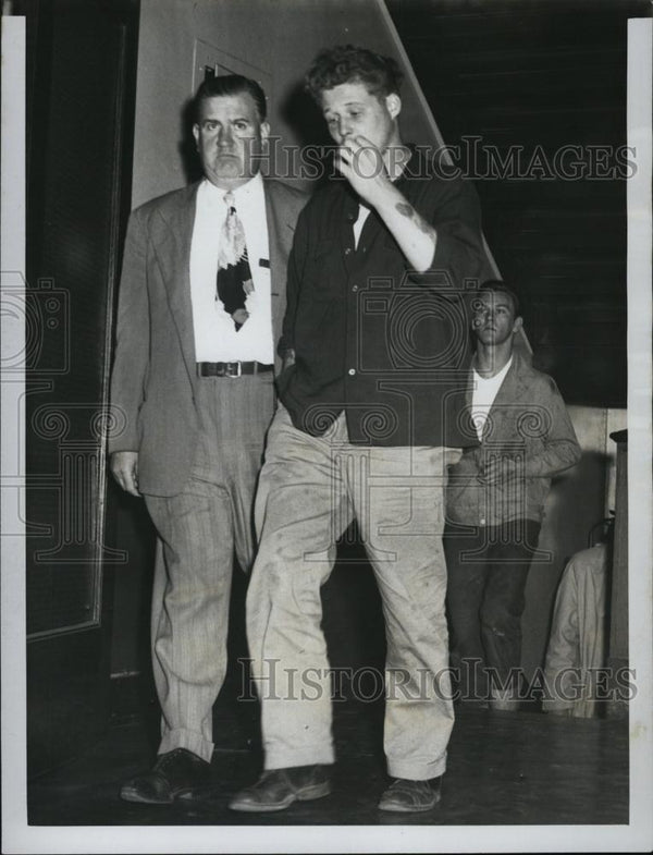 1950 Press Photo William Farmer James Gilboy Suspect Boston police - R ...