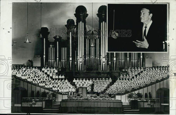 1973 Press Photo Richard Condi, Director of Mormon Tabernacle Choir in ...