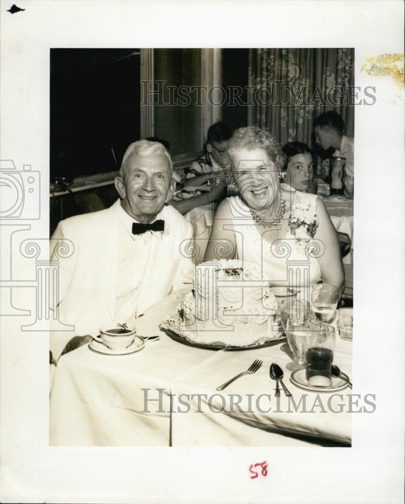 1959 Press Photo Mr And Mrs Myron Rogers Anniversary celebration - RSL ...