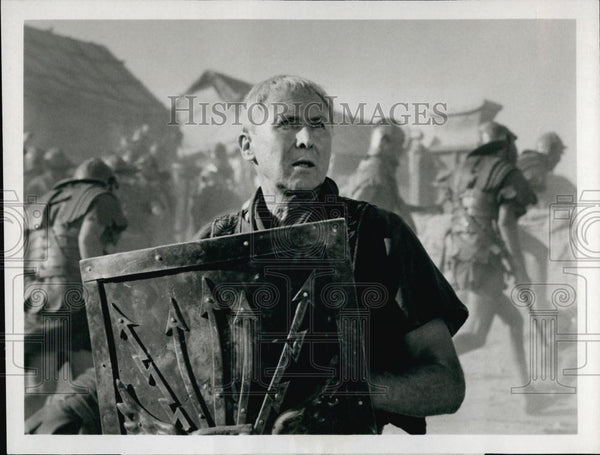 1981 Press Photo Actor Anthony Quayle in "Masada-PartII" - RSL68069 ...