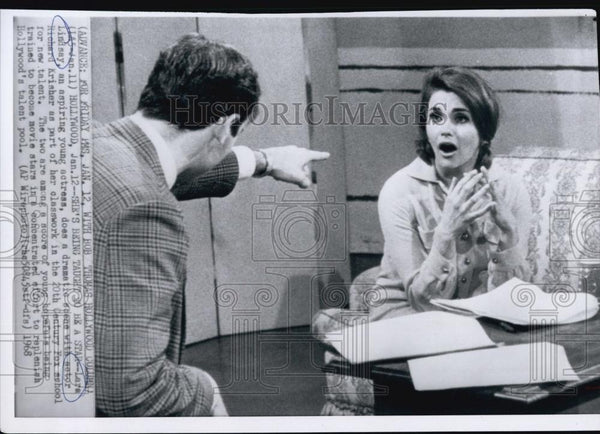 1968 Press Photo Lara Lindsay and Richard Krisher in 20th Century Fox ...