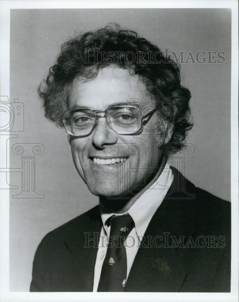 1981 Press Photo Frank Capra Jr Vice President Avco Embassy Pictures C ...