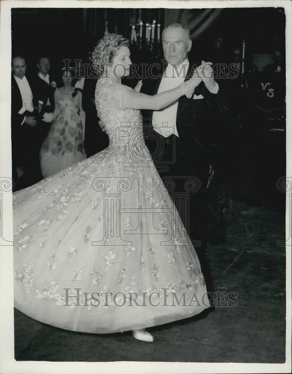 Lady Docker dances before the TV Cameras 1955 Vintage Press Photo Print ...