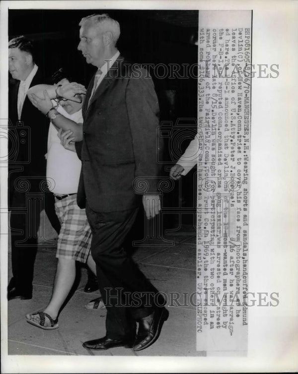 Edmund Devlin in custody of FBI for organized crime 1970 Vintage Press ...