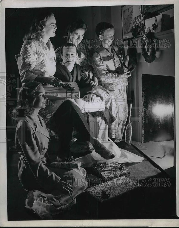 Pat Oetjen, Mary Gardner, Garden Van Dover, Elaine Steinbach 1944 ...