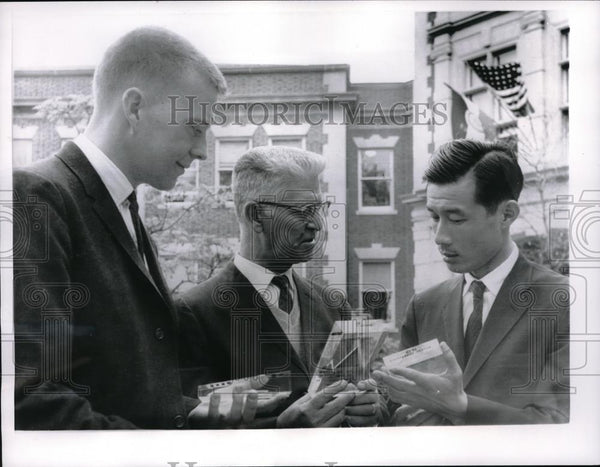 Two UPI Photographers won the award in 54nd Annual Journalism. 1961 ...