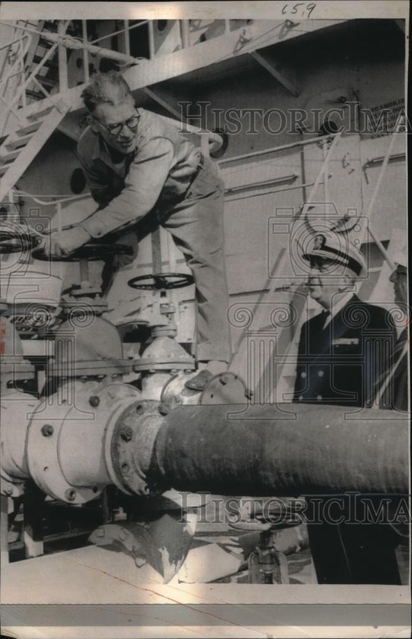 Norfolk, Va E. Brandt, 1st mate US fleet oiler& Cmdr C Jennette 1964 ...