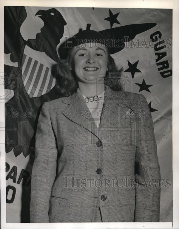 Mrs. Eleanor Quinn Gamble Sworn Into SPARS, U.S. Coast Guard 1942 ...