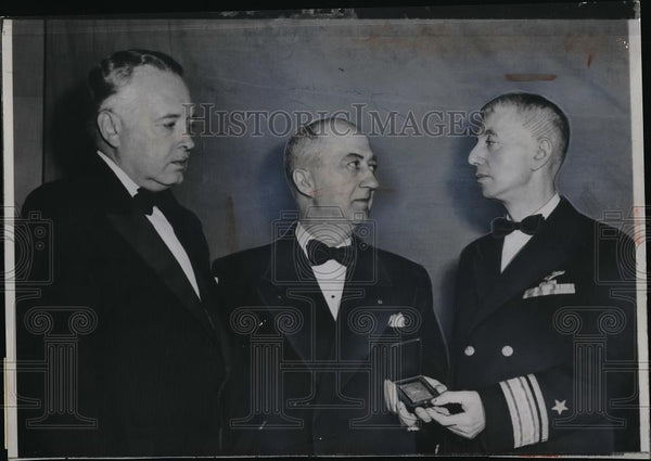 R Adm Hyman Rickover, Univ of Columbia, Dr G Kirk,PE Landolt 1955 ...