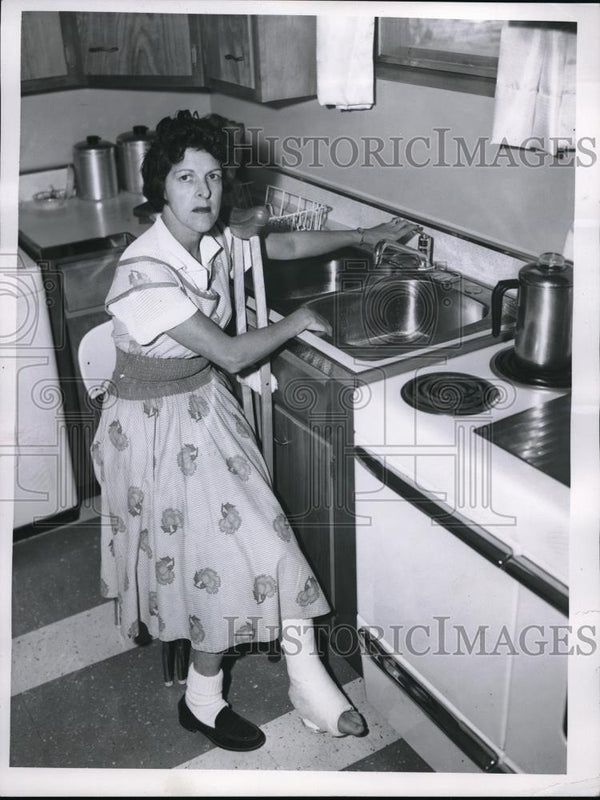 Mrs. Herbert Gersch 1958 Vintage Press Photo Print - Historic Images