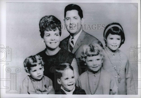 John E. Fitzpatrick stabbed to death 1971 Vintage Press Photo Print ...