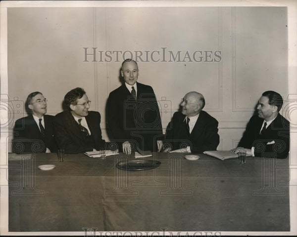 City Affairs Committee Conference Dr. James Bonbright, Dr. Carl 1940 ...
