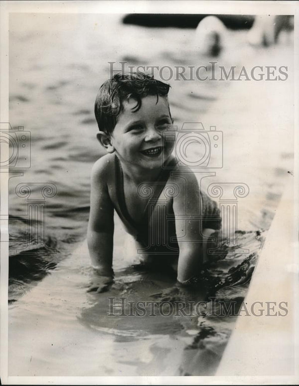 Billy Bogert at Lido Country Club Pool in Long Island 1939 Vintage ...