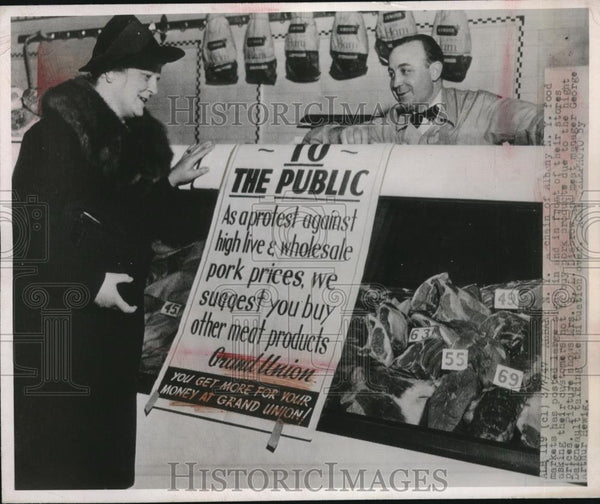 Mrs. B.L. Disbrow & Meat Mgr. George Daigneault Talk Port Price 1947 ...