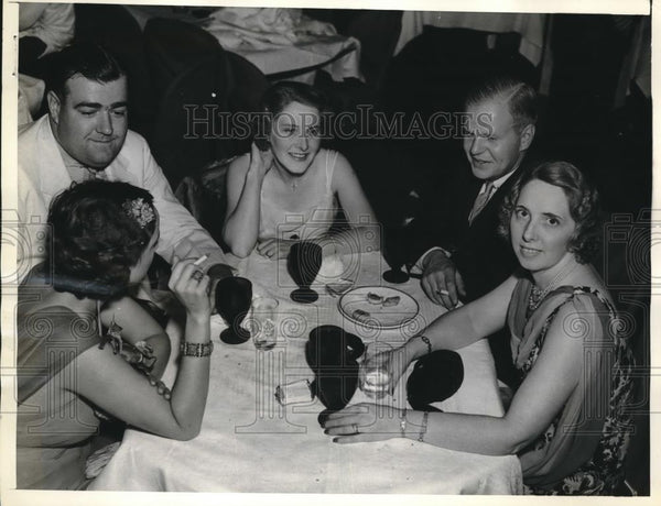 Miss Mary McClenaghan, R. Hartshorn, Mrs. & Mr. H. Stevens, II 1937 ...
